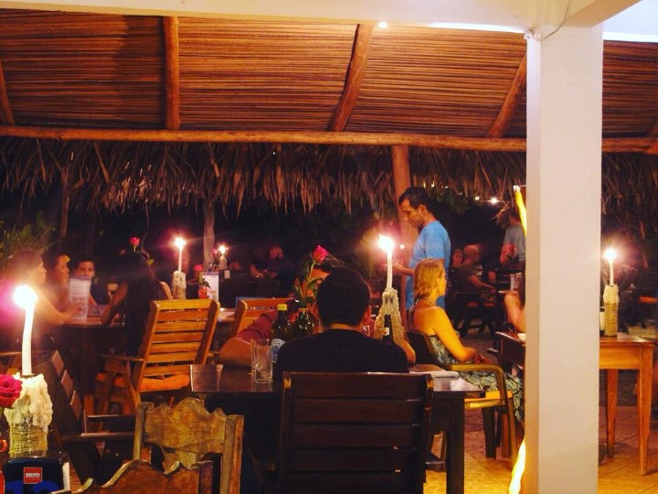 El Ancla: Beachfront: Bar: Restaurant: Seafood: Loungers: Samara: Costa ...